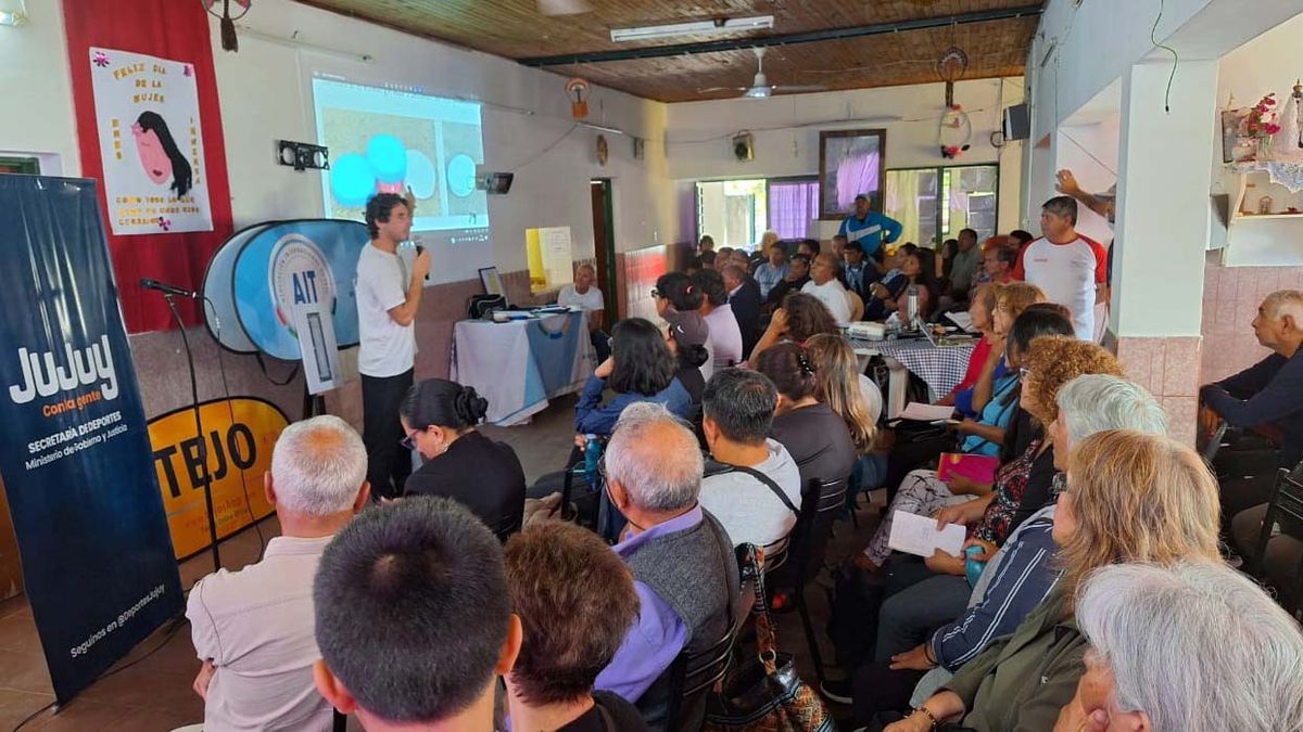 Exitoso curso de iniciación y actualización en tejo