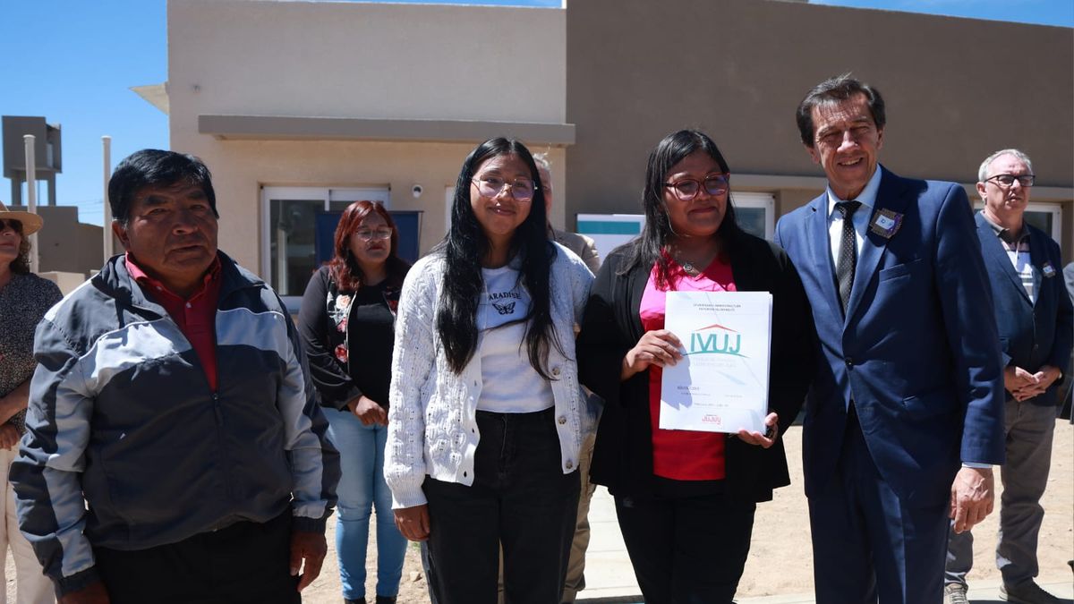 Sadir entregó viviendas en Puesto del Marqués