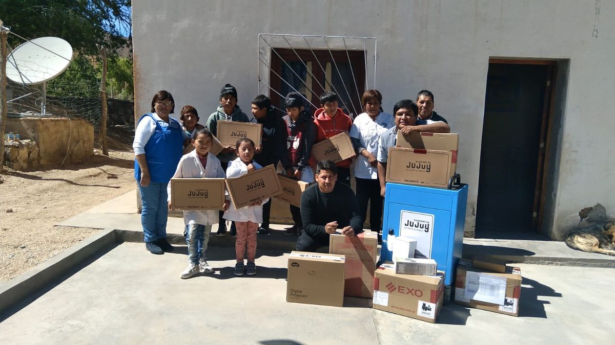 PROMACE: Continúa la entrega de equipamiento tecnológico a ...