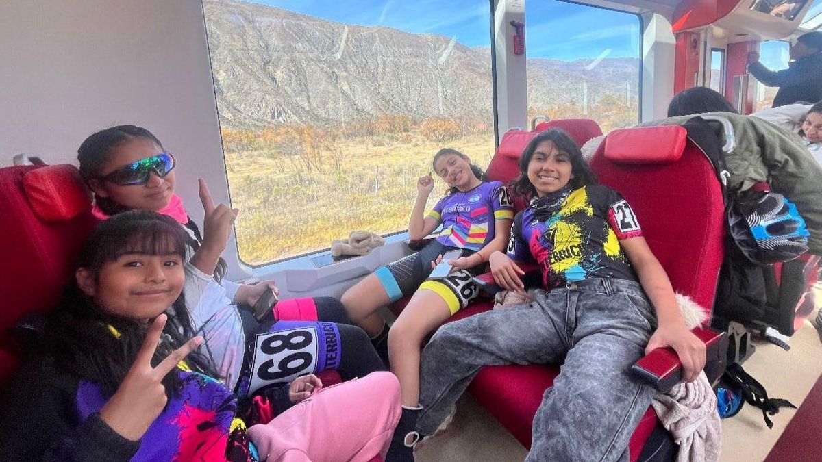 Más 500 integrantes de delegaciones experimentaron el viaje en el Tren ...
