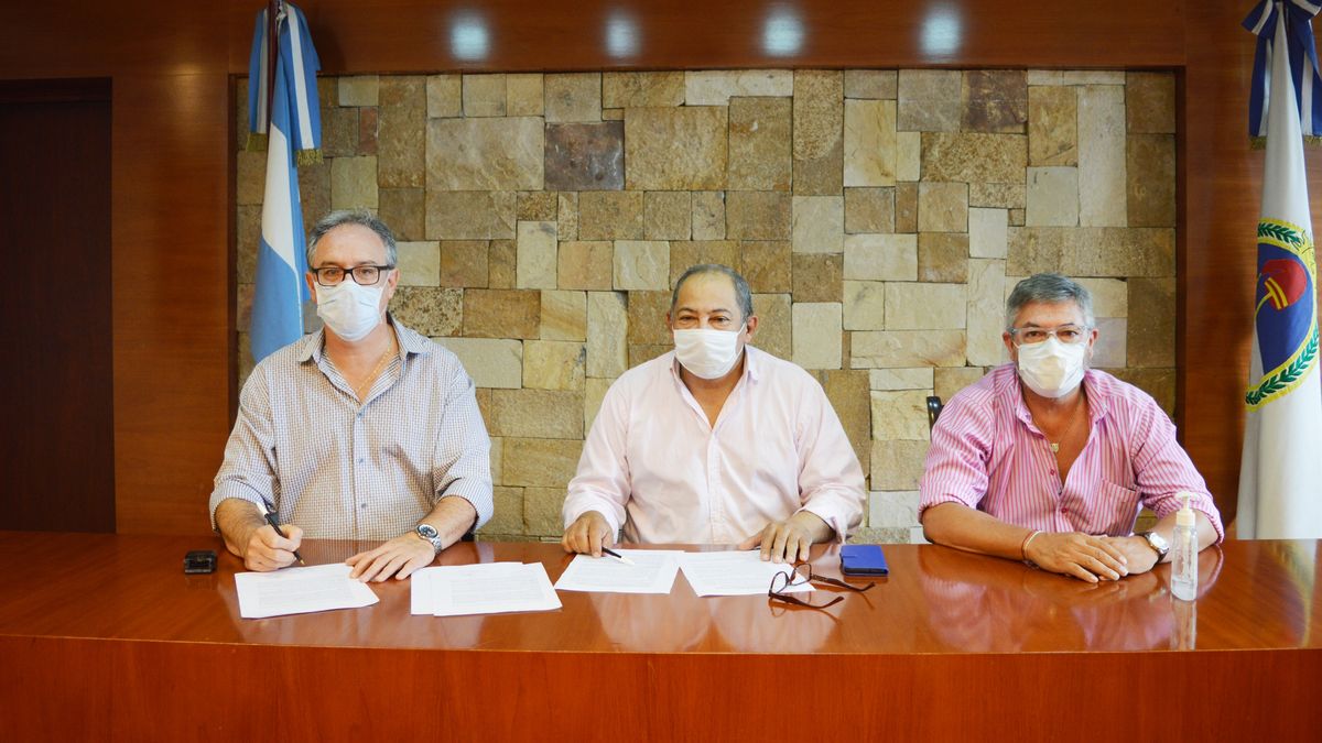 Más obras para La Esperanza, Abralaite, Pumahuasi e Hipólito Yrigoyen